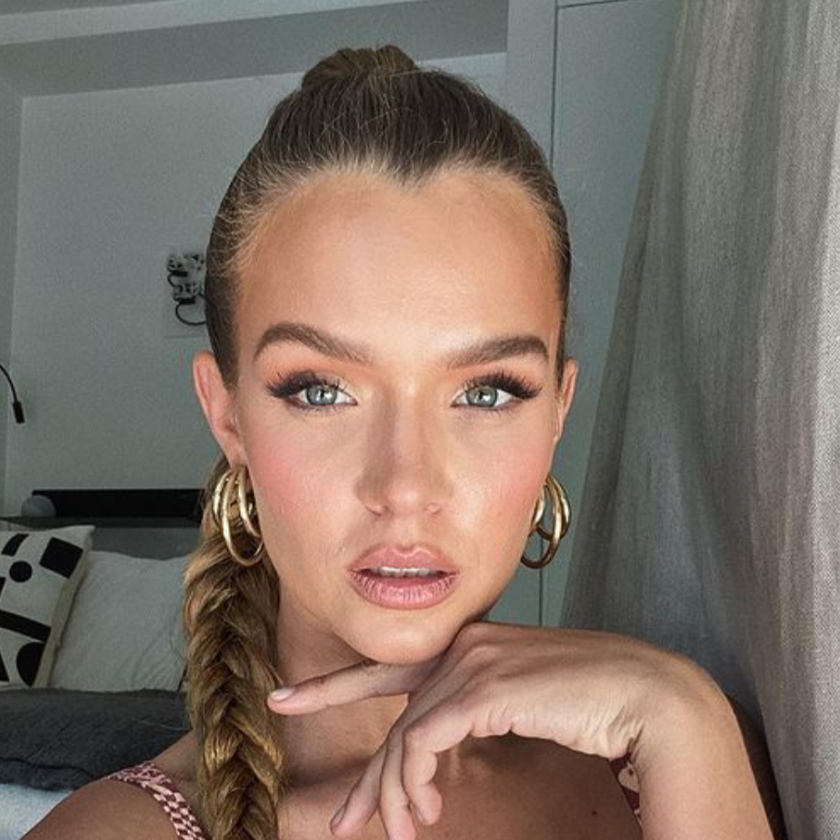 JOSEPHINE SKRIVER – Jennifer Fisher