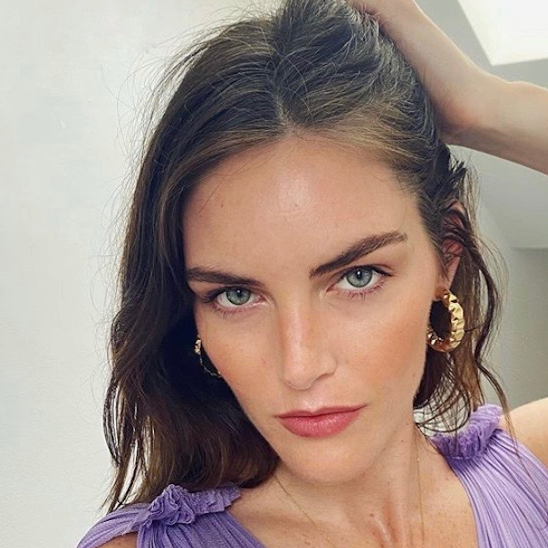 HILARY RHODA – Jennifer Fisher