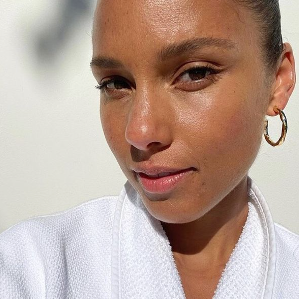 ALICIA KEYS – Jennifer Fisher